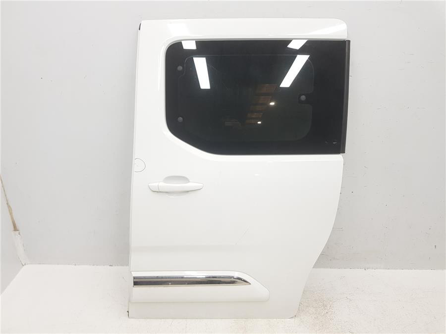 Puerta Lateral Corredera Izquierda | Desguace | Azeler Recambios